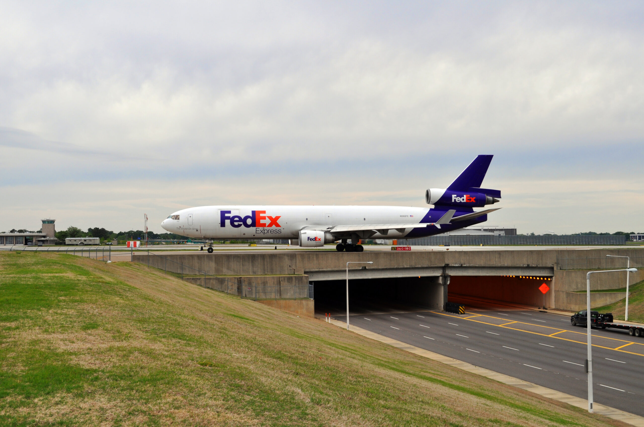 Memphis International Airport Bridge Structures Seismic Retrofit - A2H